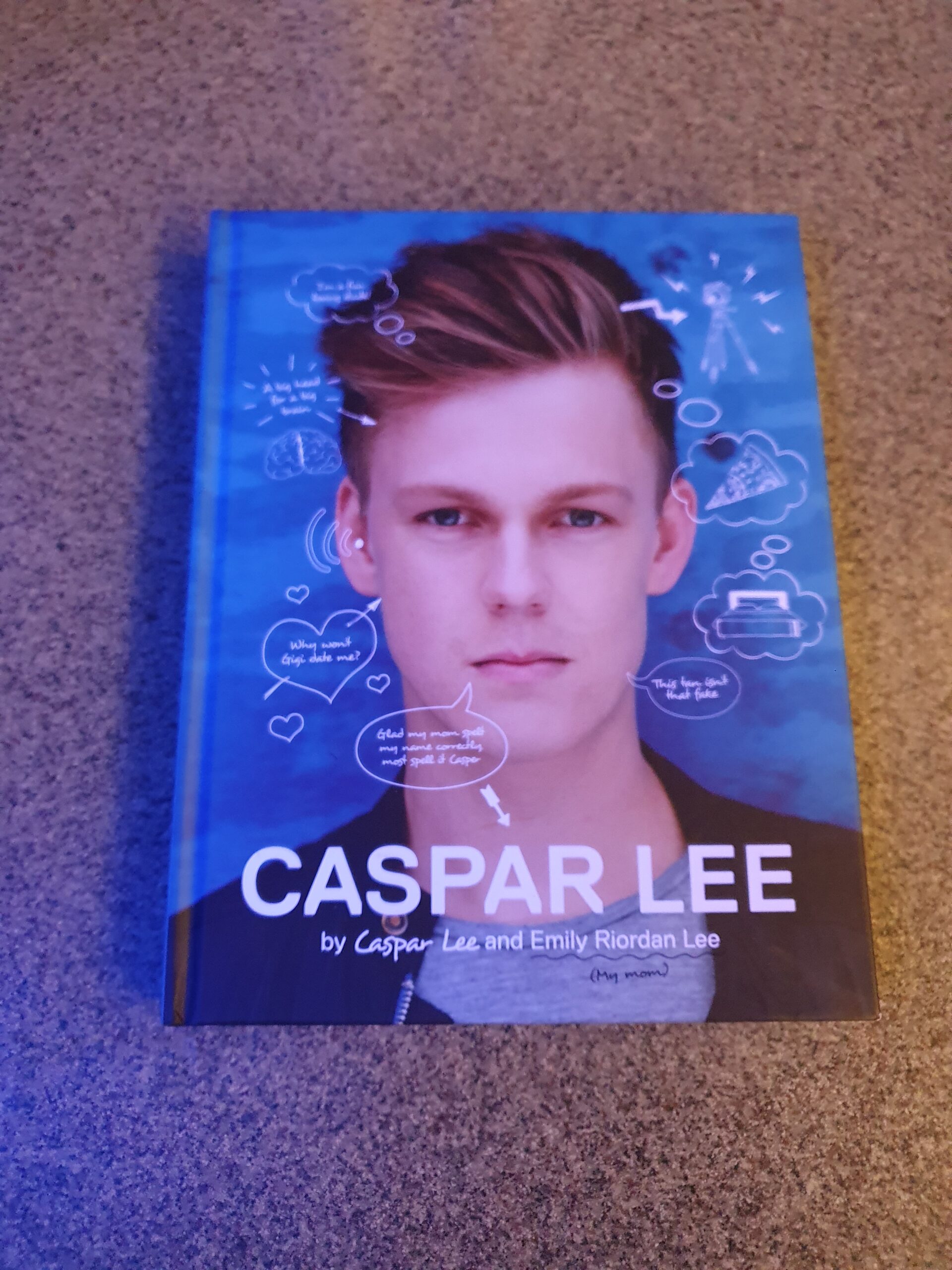 Caspar Lee: by Caspar Lee and Emily Riordan Lee – Villumsen loppefund